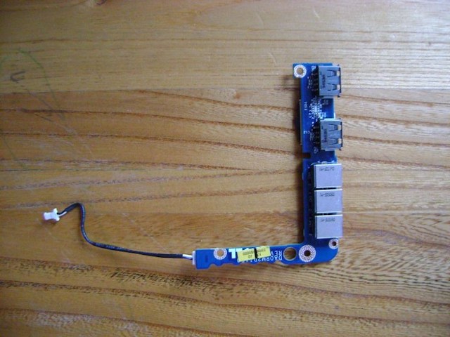 Bocni USB konektori za Dell Studio XPS 1640