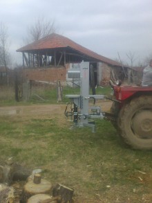 Cepač za drva alamunja na traktorski pogon - kardan