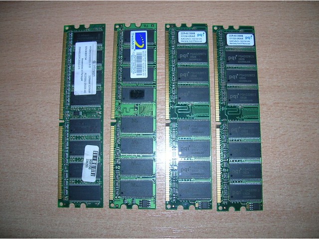 DDR1 memorija 4x256 mb