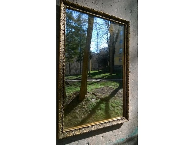 Staro Drveno Ogledalo