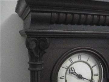 Stari sat s početka XX veka