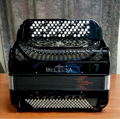 Beltuna Balkan Star 120/4 - B Griff nova harmonika