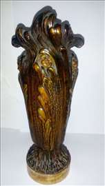 Izuzetno vredna umetnina,bronzana vazna na prodaju