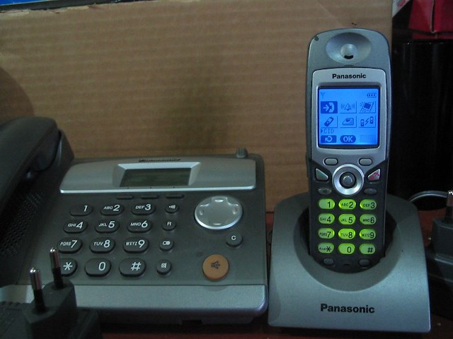 Panasonic KX-TCD 500BXM sa dodatnom slusalicom
