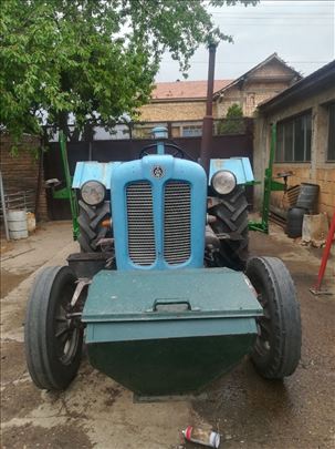 Prodajem traktor Rakovica 60