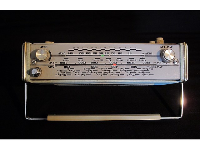 Minerva Perfect portabl radio iz 60-ih