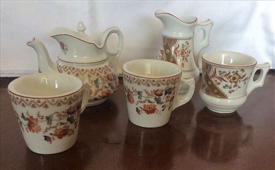 Antikvarni set za kafu ili čaj od stare keramike