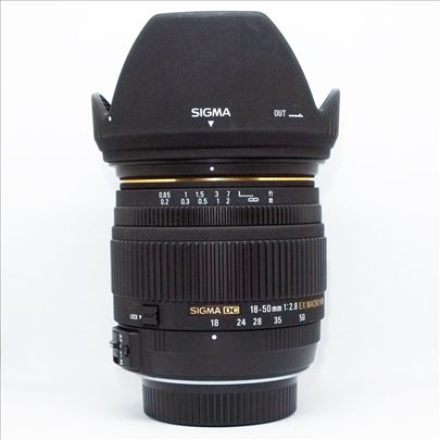 Sigma 18-50mm f/2.8 EX DC Macro HSM za Nikon