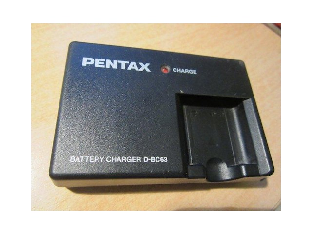 PENTAX  punjač D-BC63 za baterije Li-63