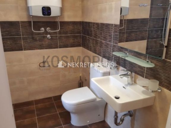 Savski venac, Lisičji potok, Omladinska , 4.0, 98m2, 243000 EUR