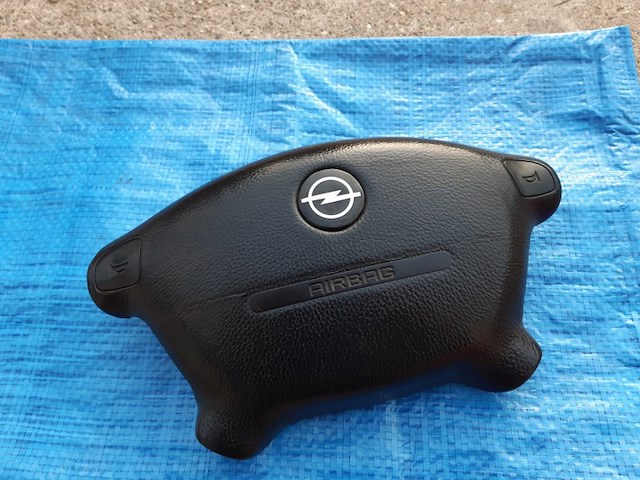 Opel omega B airbag