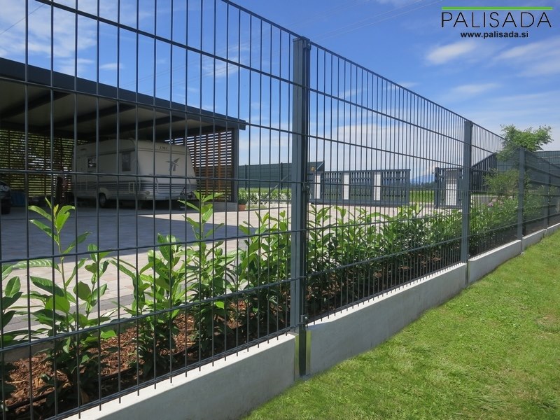 Panelna ograda Doublefence 2D