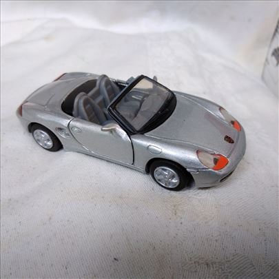 Autić Porsche Boxter 1:43 ,10,5 cm. očuvan