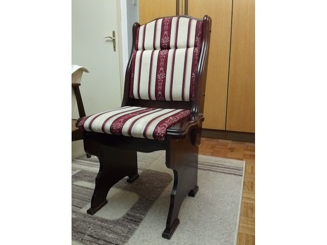 Luksuzna stolica fotelja
