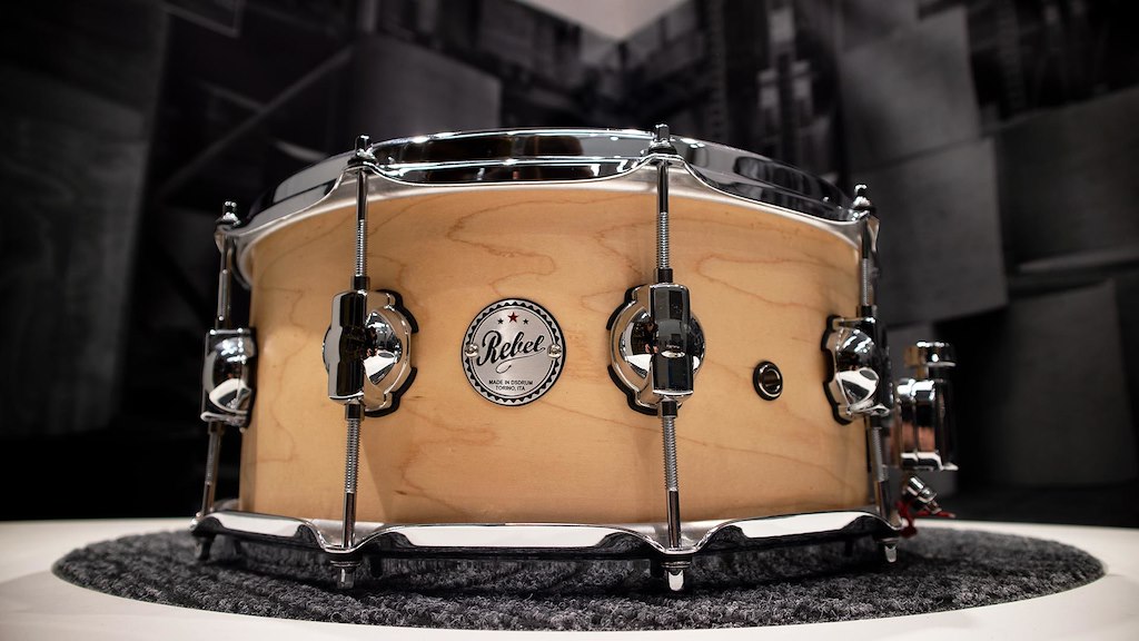 DS Drum Rebel14"X6.5" Maple/Mahogany Custom shop snare drum- Natural WBS finish First Class Maple/Mahogany shell
