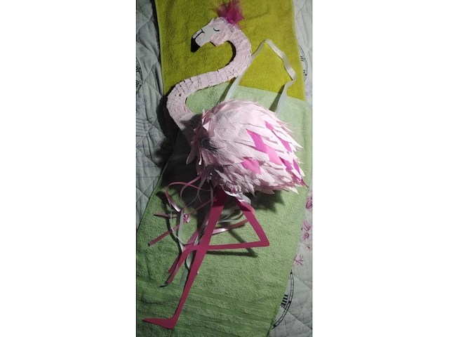 FLAMINGO, PINJATA