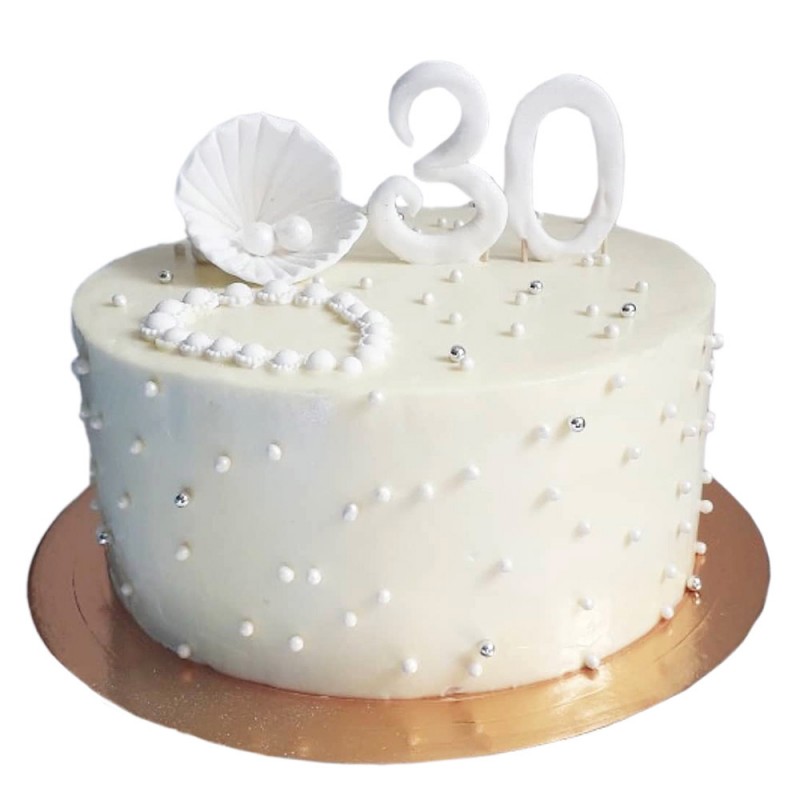 Elegantna bela torta sa biserima