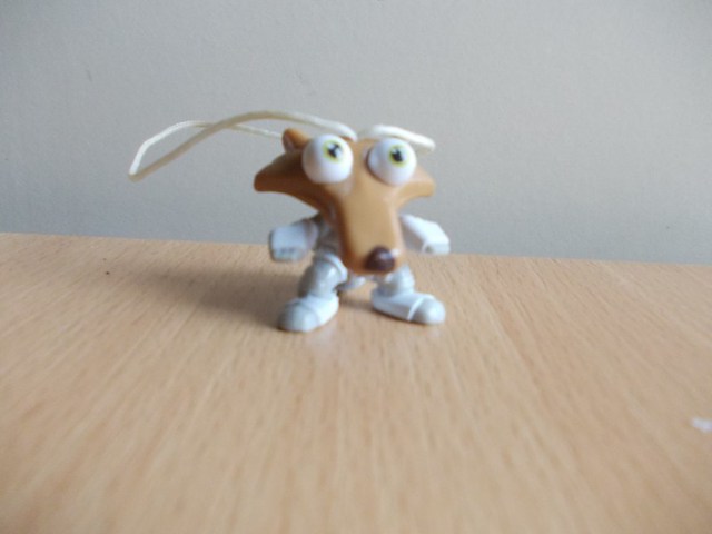 Kinder figura -  Ice Age 5 (2016) -Scrat im Raumanzug