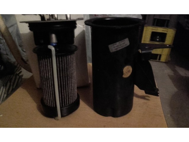 filter goriva sa kucistem-separator