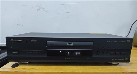 Pioneer DV 535 dvd player