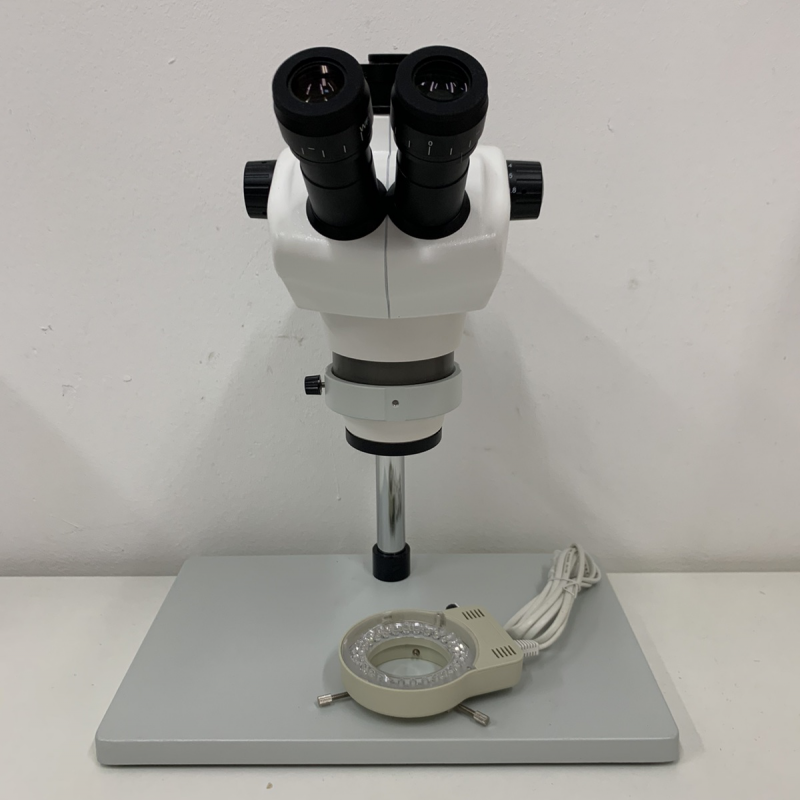 Opticki/Digitalni mikroskop sa postoljem/podesivom LED rasvetom