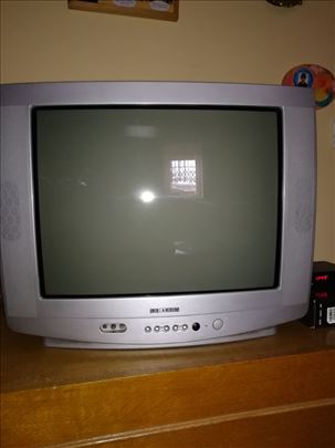 Televizor SAMSUNG 54 cm sa zidnim nosačem