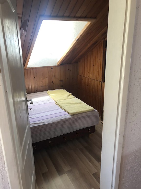 Apartman Sutomore