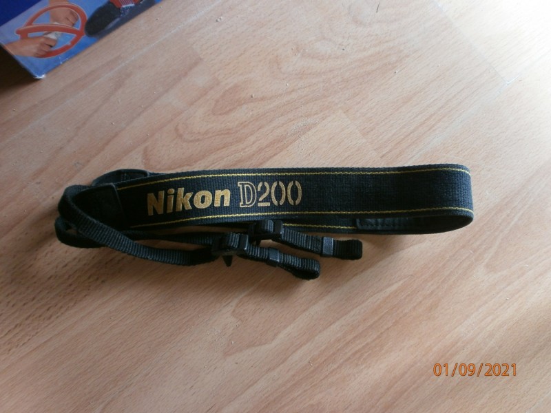 Nikon D200 Strap ( kais )