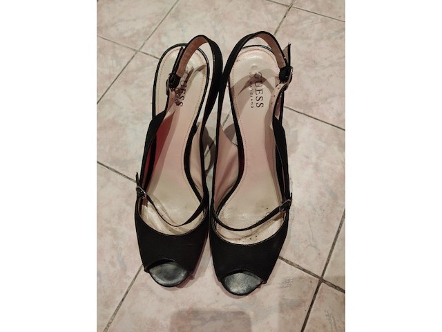 SANDALE GUESS