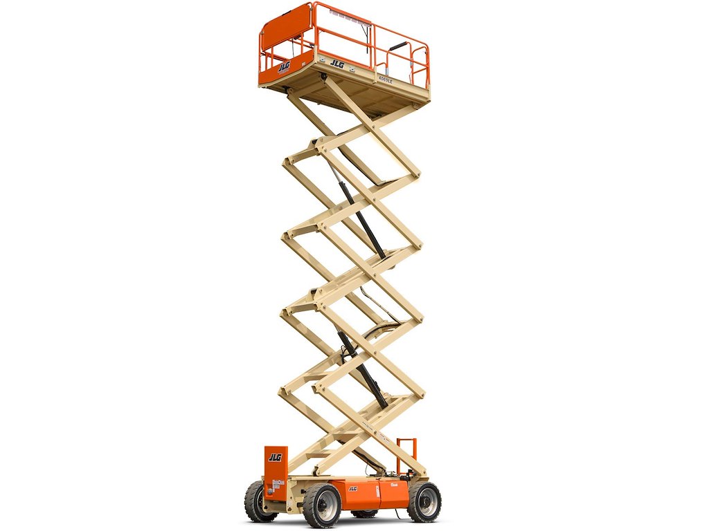 SAMOHODNA MAKAZASTA PLATFORMA JLG4069LE