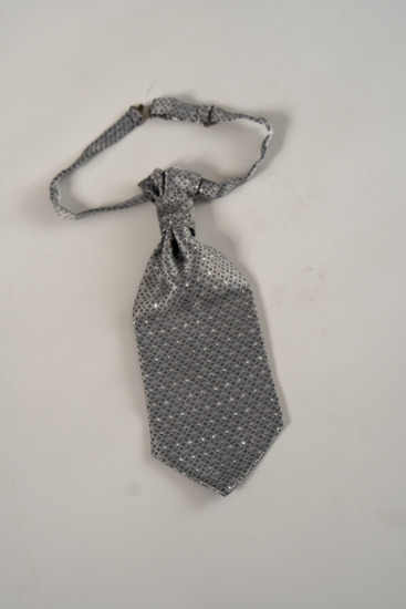 Siva vintage kravata sa cirkonima