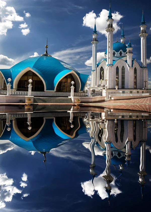 Rusija Qolsharif Mosque, Kazan Kremlin odraz na vodi