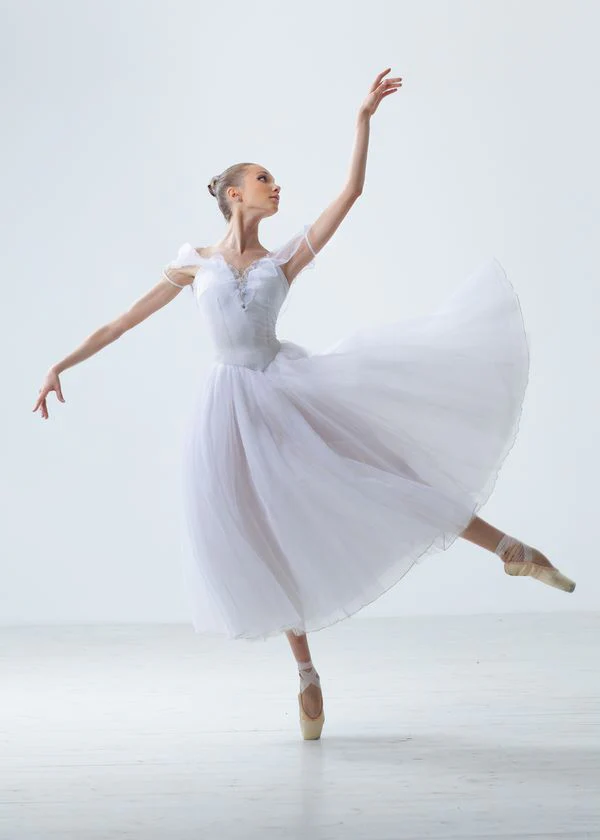 Baletski plesaci bela haljina duza haljina