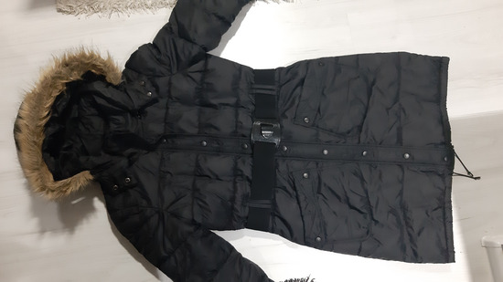 Crna duza zimska jakna vel. XL - kao nova