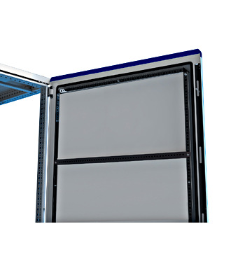 Profil za montažu na vrata dvokrilnih AC ormara šir. 1000mm
pakiranje=1 komad, za svaka vrata potreban po 1 komad