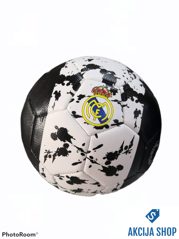 Crno bela kožna lopta Real Madrid – Crno bela kožna lopta Real Madrid