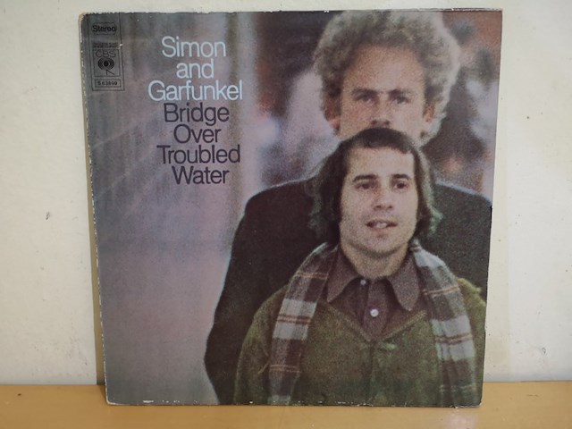 Simon and Garfunkel: Bridge over trouble Water