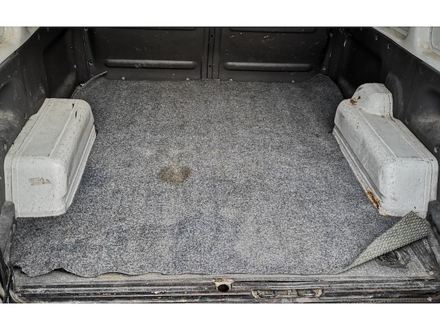 Tepih tovarnog prostora za VW Caddy 9KVF