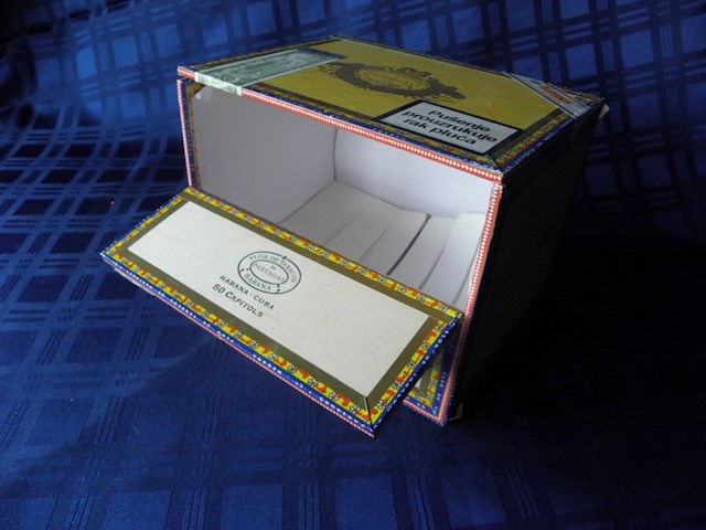 Kutija za cigare,Partagas, veća
