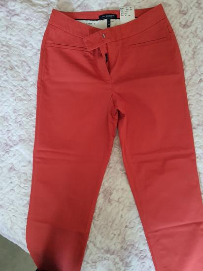 Crvene pantalone 36-38