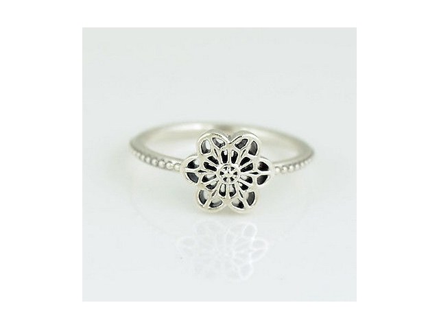 Pandora Prsten Floral Daisy Lace srebro s925