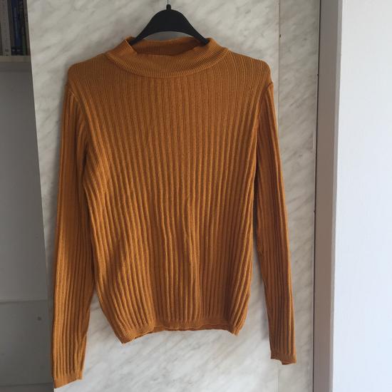 Žuti džemper Primark