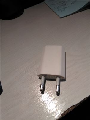 USB punjač, bez kabla za IPHON, bele boje Input: 1
