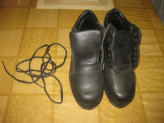Zaštitne HTZ cipele br.41 (NOVO)