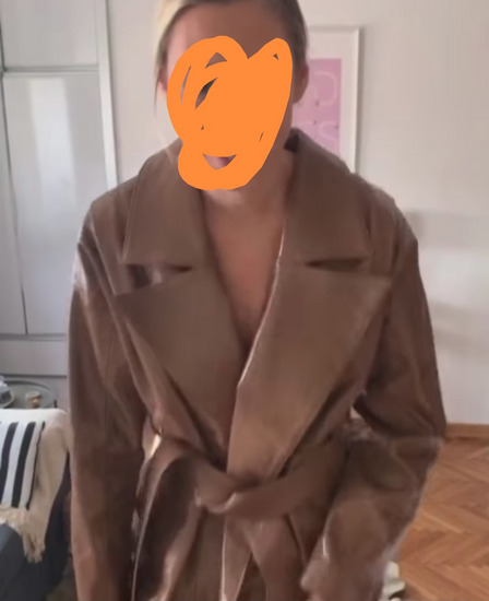 Mona mantil jakna