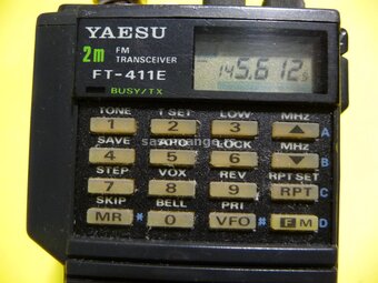 Rucna Radio stanica YAESU FT-411E sa li ion Battery