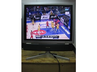 T05.TOSHIBA 20VL43P LCD Tv 51cm sa daljinsikm
