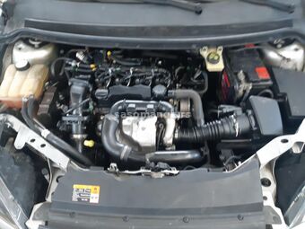 Ford Focus 1.6 tdci nosac motora