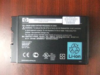 HP baterija HSTNN-C02C 10.8V ORIGINAL
