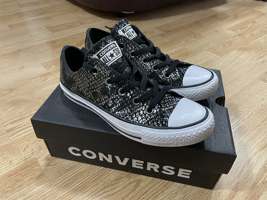 Original crno srebrne Converse starke